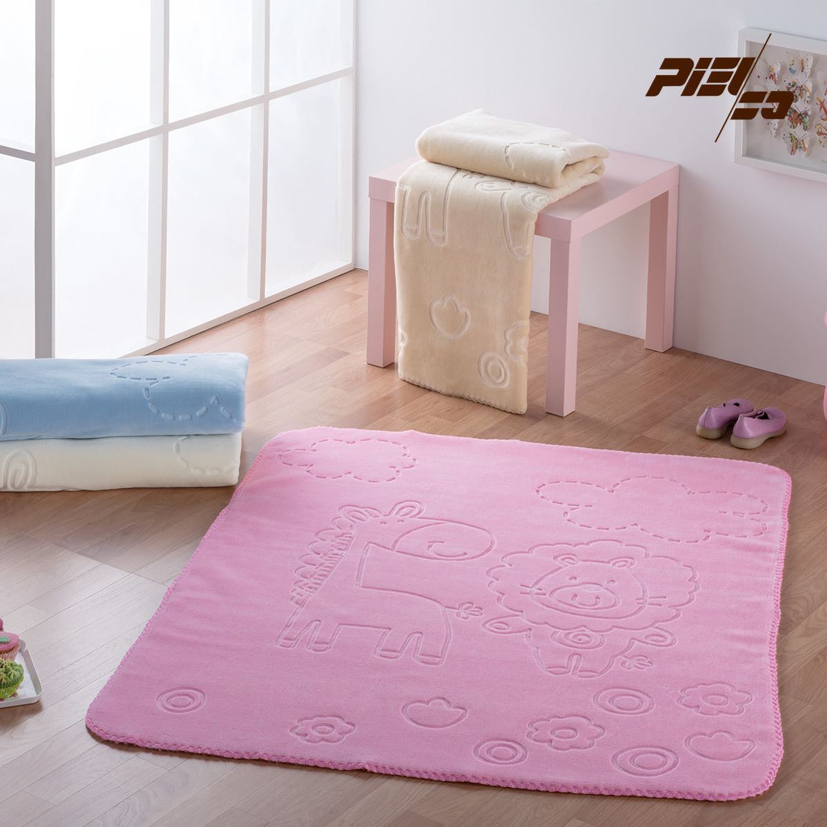 BLANKETS and THROWS – Araish