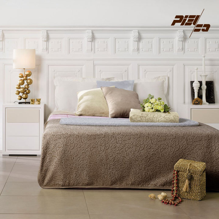 BLANKETS and THROWS – Araish